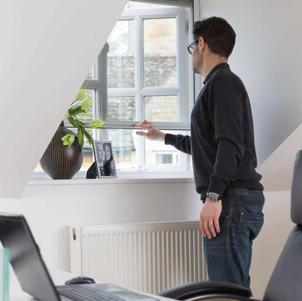 Fly Screens for Windows - Subtle and easy to use - Phantom Fly Screens